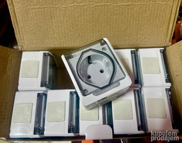Nadzidne Uticnice za Domacinstvo Pakovanje 10 Komada - KupujemProdajem