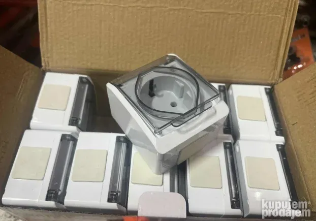 Nadzidne Uticnice za Domacinstvo Pakovanje 10 Komada - KupujemProdajem