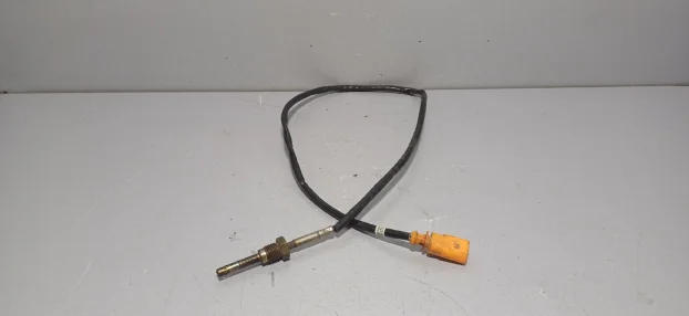 817415 Lamda Sonde Vw Golf 6 Sw > 09-13 03L906088CC - KupujemProdajem