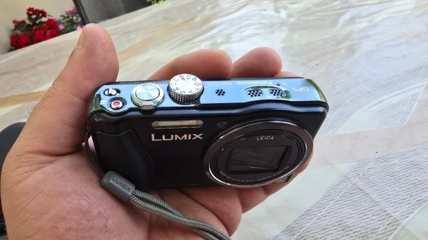 LUMIX DMC-TZ30 - odličan digitalni fotoaparat 14.1mpx - KupujemProdajem