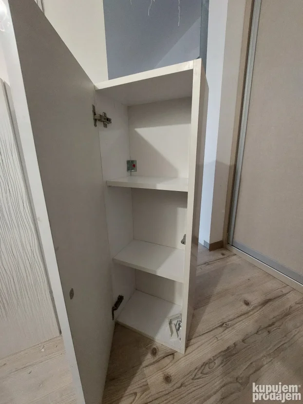 Tv komoda s 2 viseca elementa - KupujemProdajem