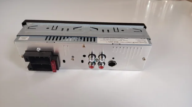 Auto radio – FM/USB/SD/AUX/MP3/Bluetooth - KupujemProdajem