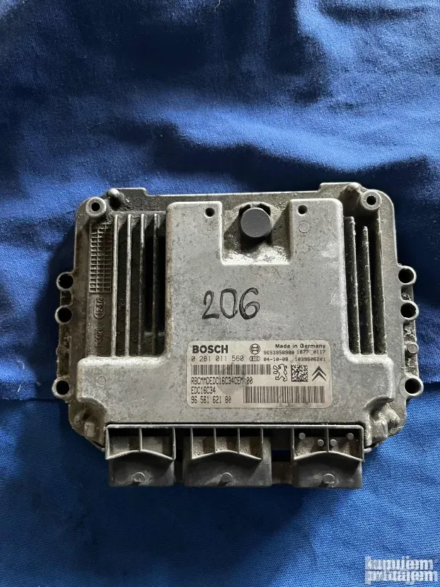 BOSCH 0 281 011 560 Peugeot 206 1.6hdi - KupujemProdajem