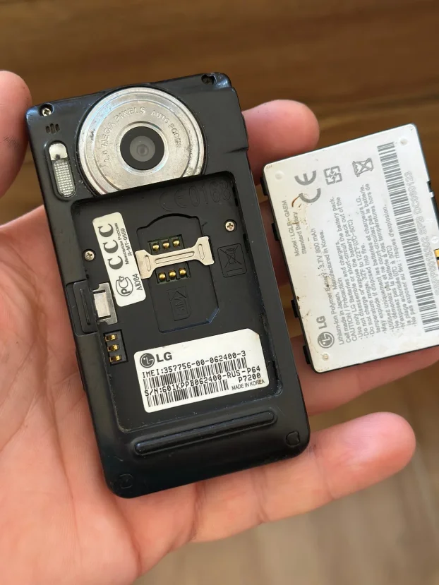LG P7200 - REDAK Model - KupujemProdajem