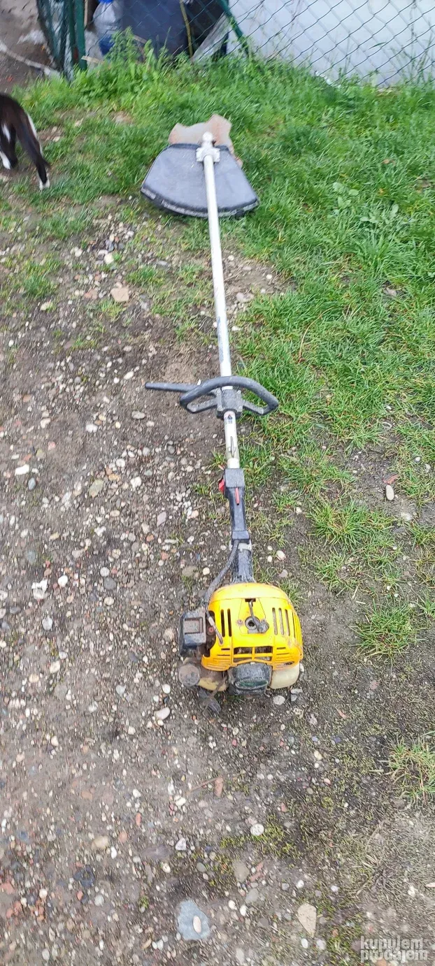trimer na benzin za kosenje trave elettro zeta ez36 - KupujemProdajem