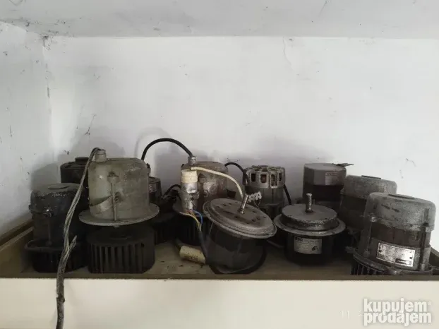 Motor motori malih snaga razni info poziv - KupujemProdajem