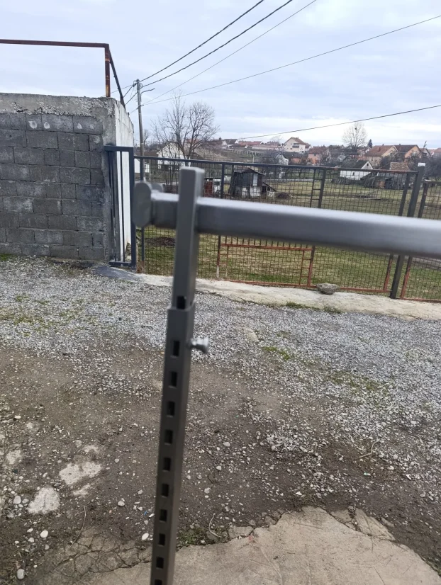 Štender za garderobu - KupujemProdajem