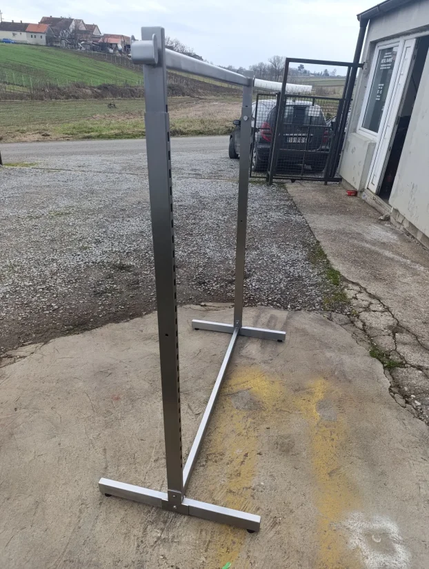 Štender za garderobu - KupujemProdajem