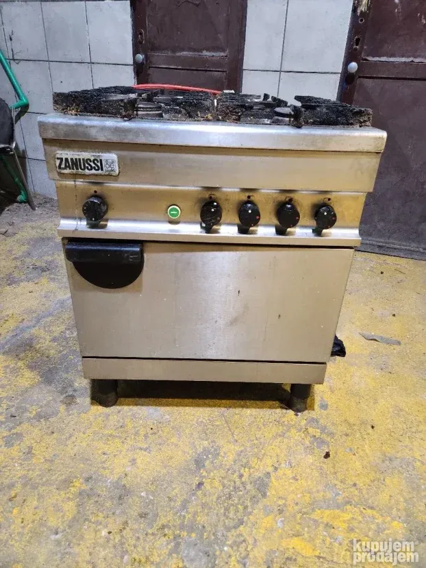 ZANUSSI sporet na plin sa plinskom rernom - KupujemProdajem