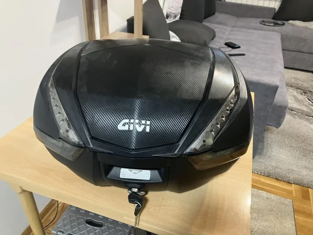 Givi V47 nnt, Givi e41 i bisage gumirane - KupujemProdajem
