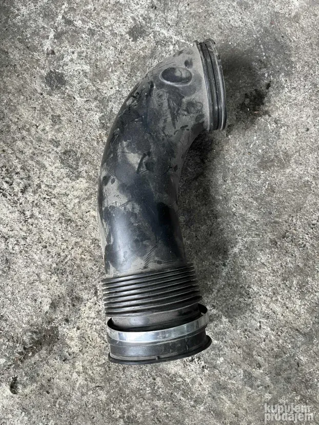 BMW E60 E61 E63 E64 crevo usisa n62b44 crevo usisa - KupujemProdajem