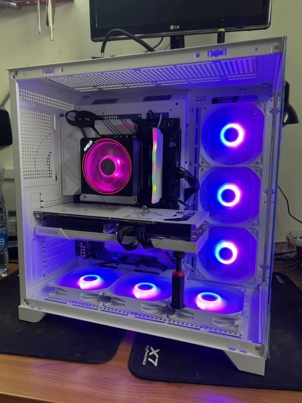 GAMING KOMP R5 5600X Hellhound 12gb 16gb - KupujemProdajem