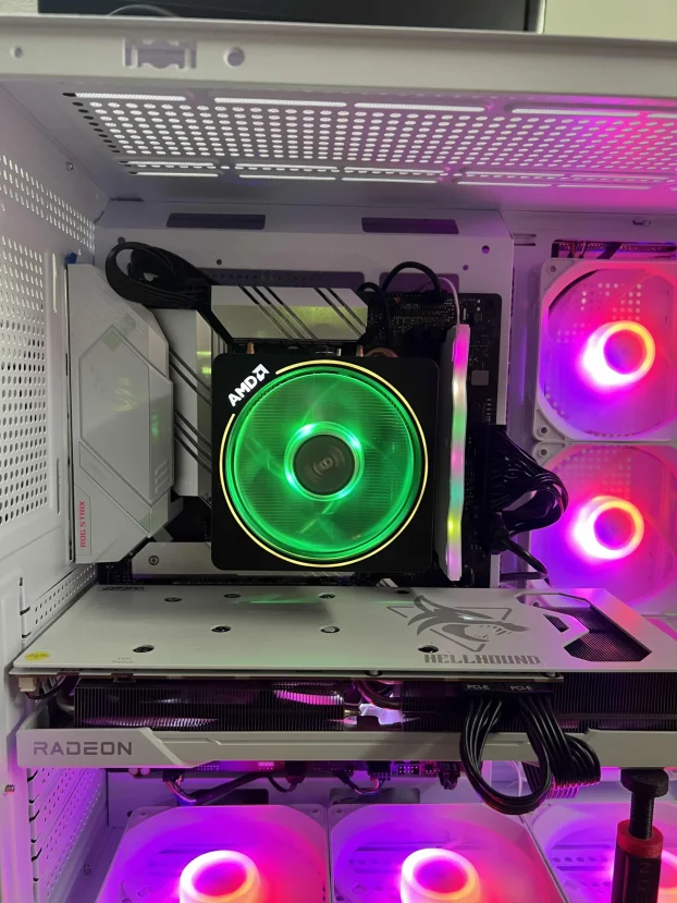 GAMING KOMP R5 5600X Hellhound 12gb 16gb - KupujemProdajem