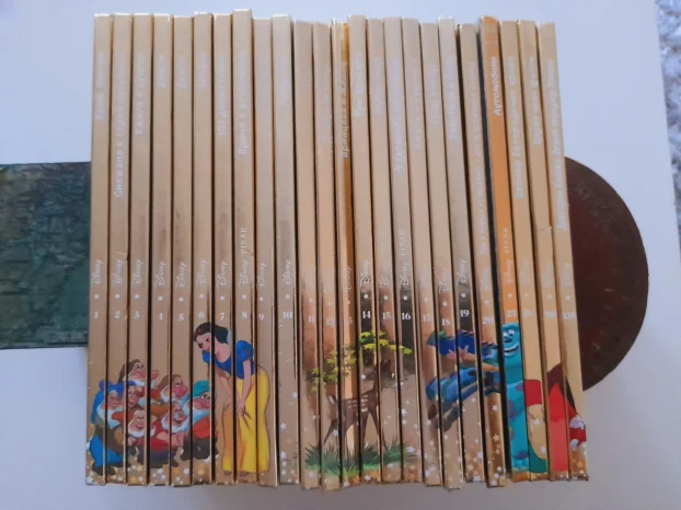 Zlatna biblioteka čarobnih priča - Disney, 24 knjige - KupujemProdajem