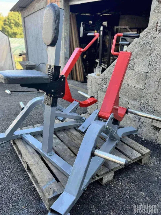 Precor low row hamer za ledja povoljno - KupujemProdajem