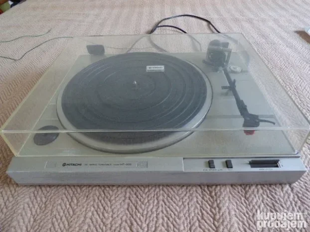 HITACHI HT-20S - polovan gramofon iz 80-tih godina - KupujemProdajem