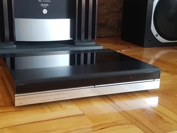 Bang & Olufsen Beogram CD-7000 - KupujemProdajem