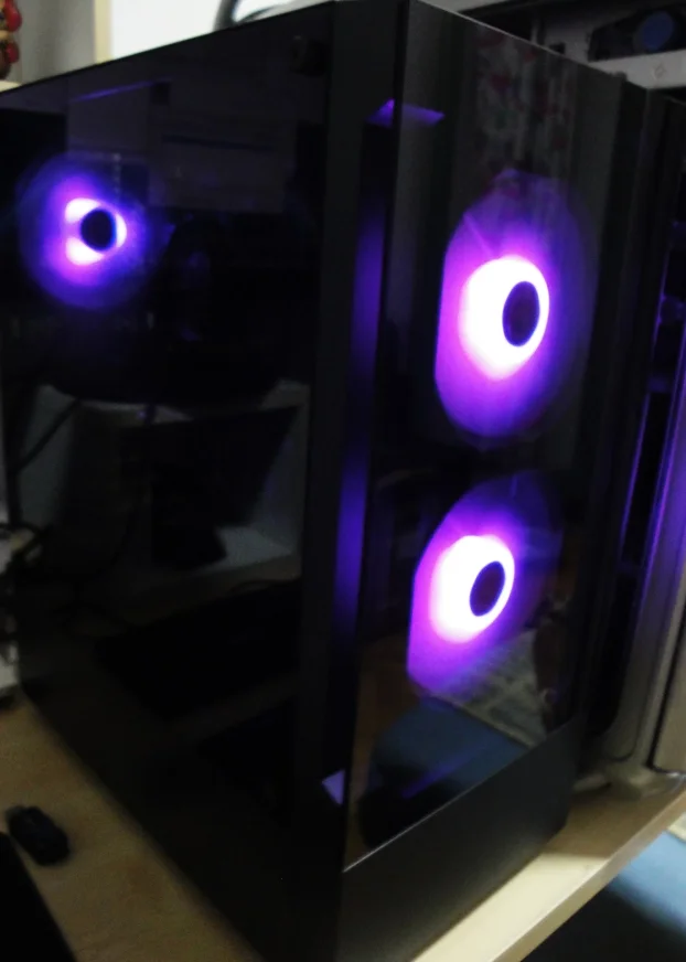 Kompjuter/ ARMS/ i7 8700/ 32Gb/ 6700 10G/ 1Tb/ Garancija - KupujemProdajem