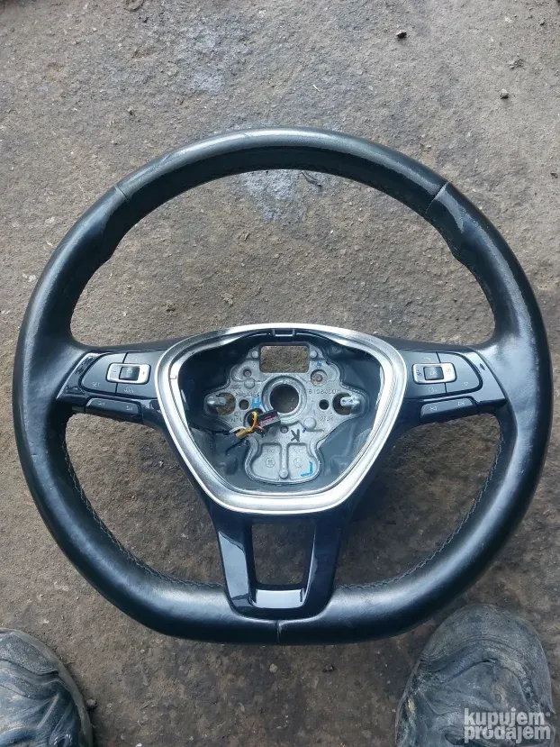 Volan sa komandama i šiftericama vw golf 7 - KupujemProdajem