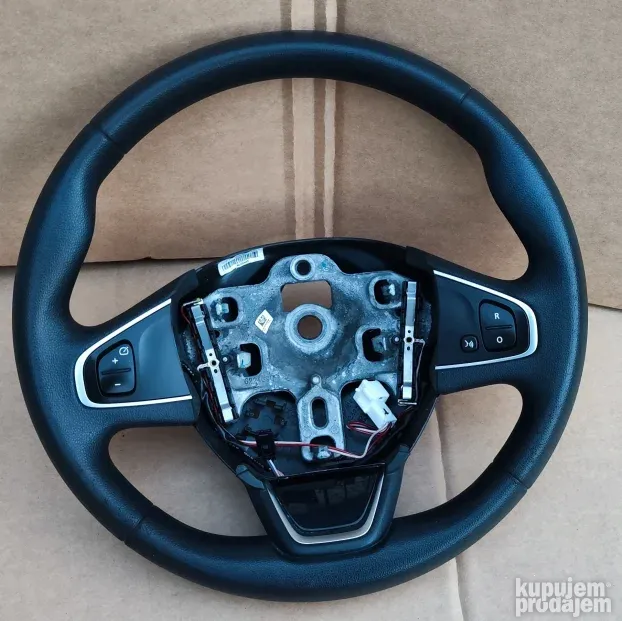 Volan Renault Clio 4 Clio IV - KupujemProdajem