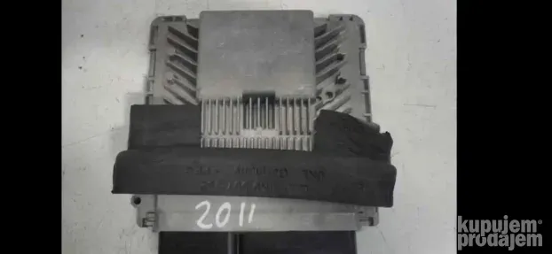 Motorni racunar ECU 8K5907551b - KupujemProdajem
