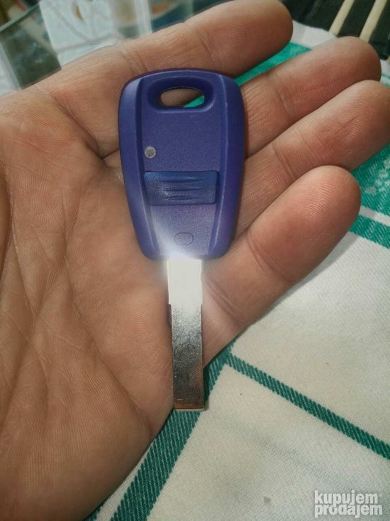 Fiat Kljuc kuciste oklop 1 dugme taster novo - KupujemProdajem