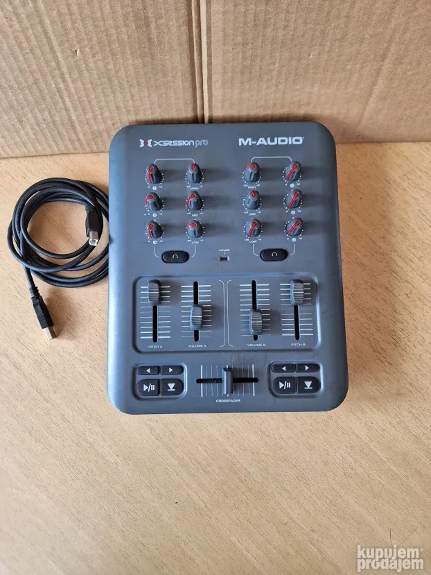 M-Audio X-Session Pro USB MIDI Controller - KupujemProdajem