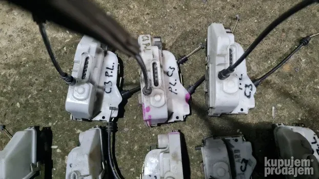 Citroen c3 brava za vrata - KupujemProdajem