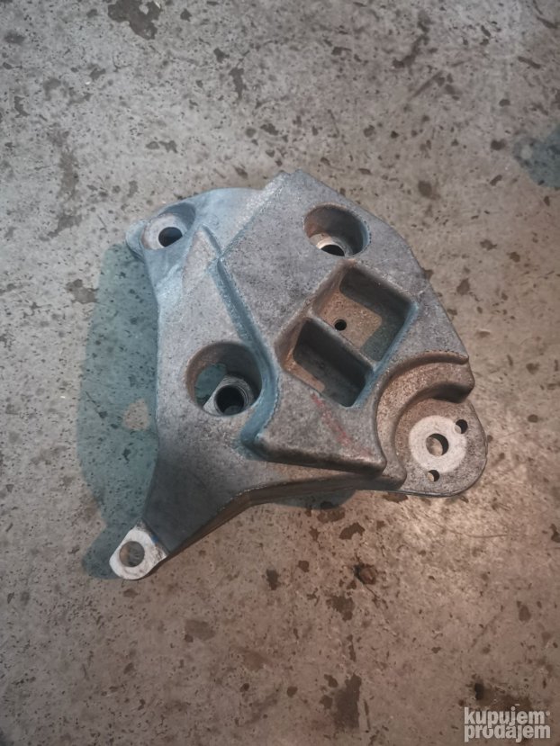 Nosac motora ALU deo Renault Reno 1.5dci - KupujemProdajem