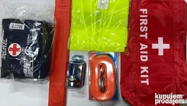 Obavezna oprema za auto - Set - KupujemProdajem