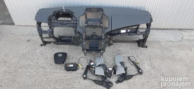 Istrument tabla komplet zafira c - KupujemProdajem