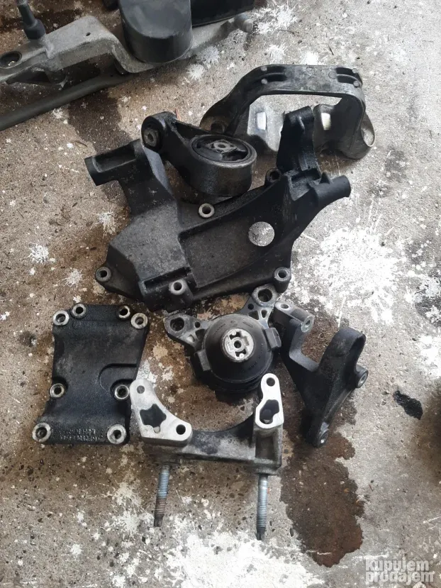 nosači motora i menjača za ford focusa 1 - KupujemProdajem