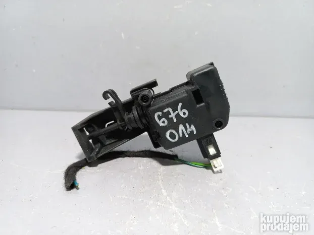 676014 Motoric Poklopca Rezervoara Mercedes E Klasa C207 A20 ...