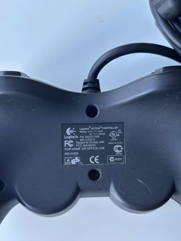 Logitech PS2 (PS1) Gamepad - dzojstik odlično stanje - KupujemProdajem