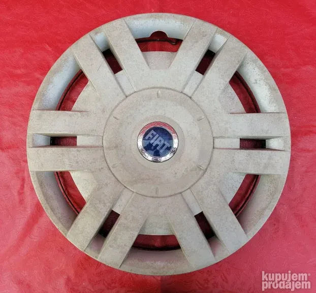 Ratkapna 15 za Fiat Stilo (1 komad) - РЕЗЕРВИСАНО - KupujemProdajem