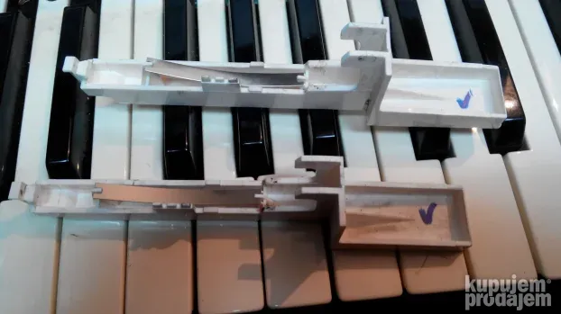Dirke za Yamaha DX11, V50, PSR 9000, 8000, 7000 - KupujemProdajem
