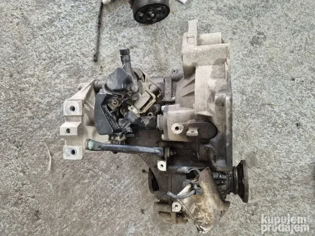 Menjac 2.0 8v Vw Golf 4 - KupujemProdajem
