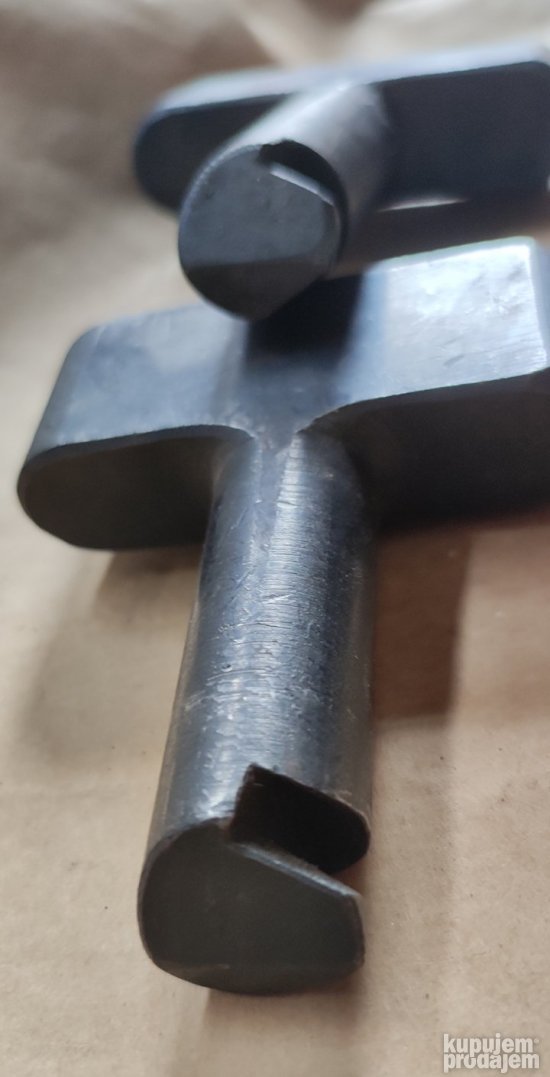 MOL 11 nosac nosaca nozeva za strug (nosac kaseta-pakna) - KupujemProdajem