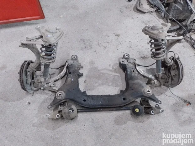 Prednji trap komplet pasat b5.5 passat b5.5 audi a4 b6 - KupujemProdajem