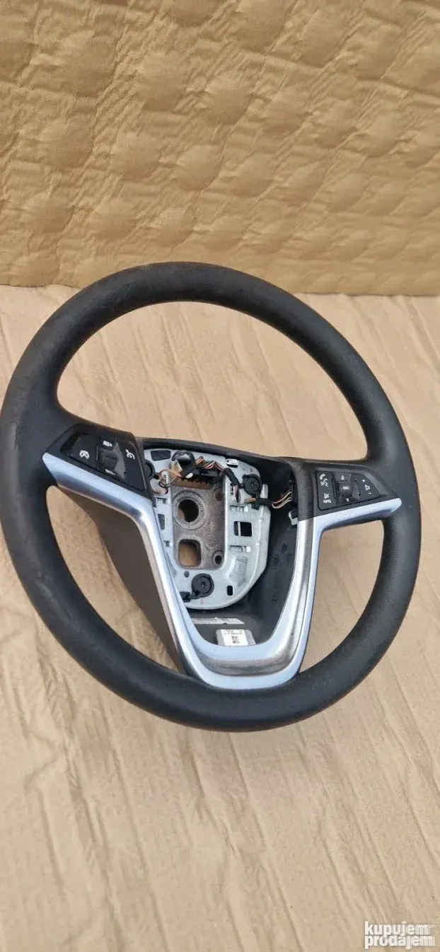 Volan opel astra j - KupujemProdajem