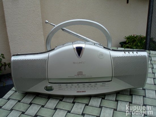SONY CFD-E10 - stereo radio tranzistor sa CD plejerom - KupujemProdajem