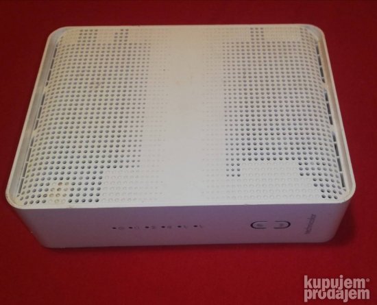 Technicolor CGA2121 DOCSIS 3.0 24x8 Uslužni oglas - KupujemProdajem