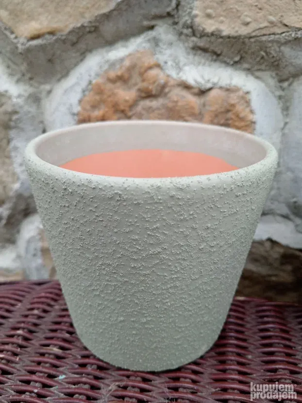 Keramičke ukrasne saksije za cvece - KupujemProdajem