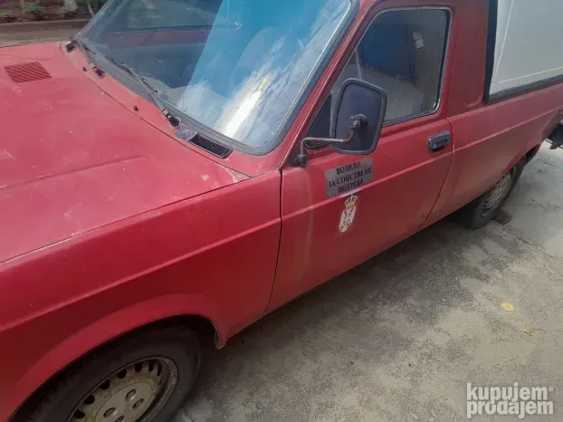Zastava Poly - KupujemProdajem