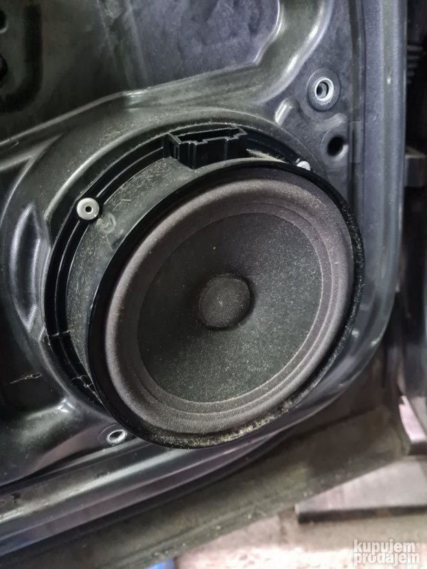 Zvucnik vw tiguan - KupujemProdajem