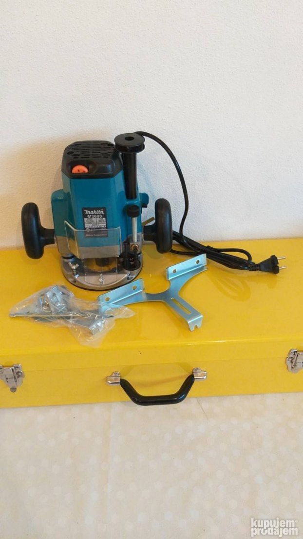 Frezer za Drvo MAKITA 1600W - KupujemProdajem