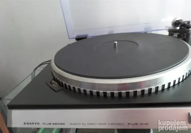 Sanyo Plus Q40 - KupujemProdajem