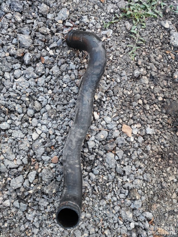 Mercedes ml w163 320 gornje crevo vode - KupujemProdajem