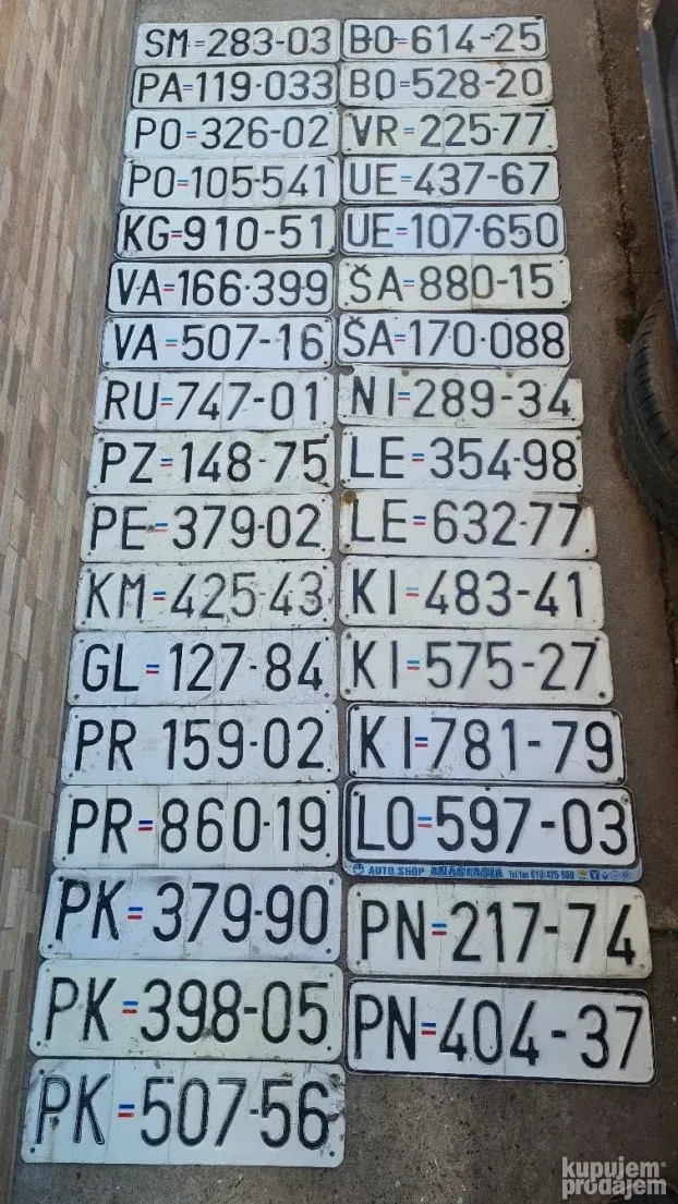 Stare tablice sa zastavom - KupujemProdajem