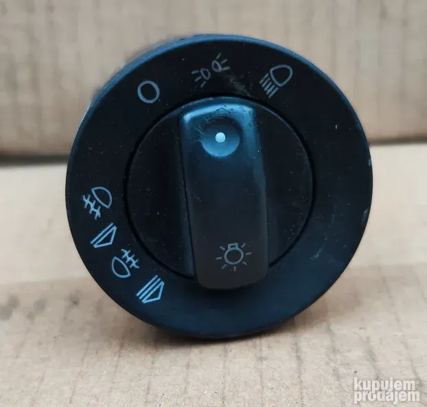 Prekidac za svetla Audi Seat Skoda VW 8E0 941 531 C 01C - KupujemProdajem